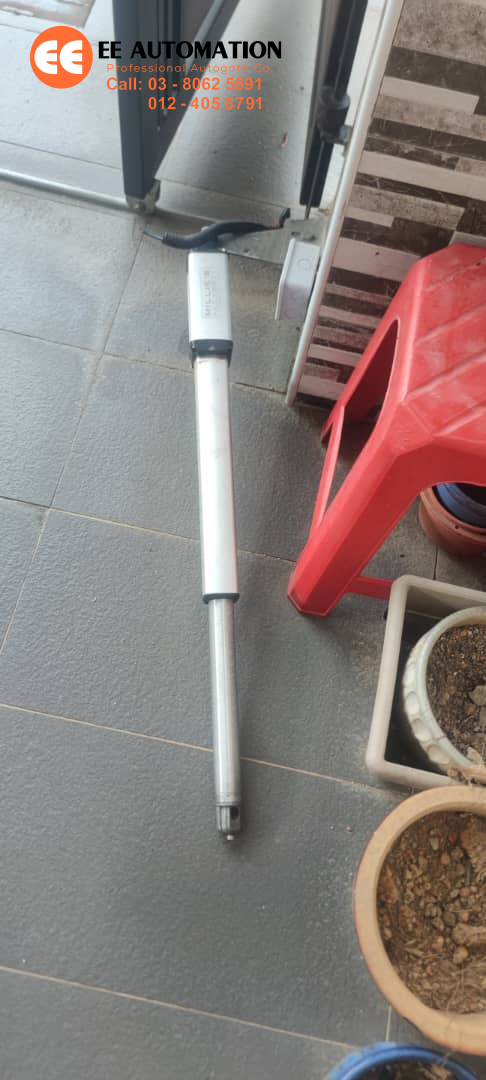 Tukar Arm Autogate Lama Dengan Jenama Tronica® Autogate – EE Automation